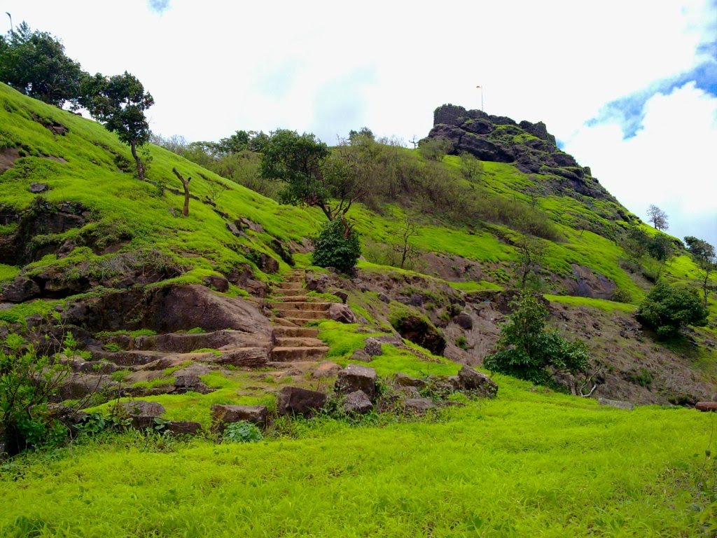 Trekking in Maharashtra - The Ultimate Trekking Destinations